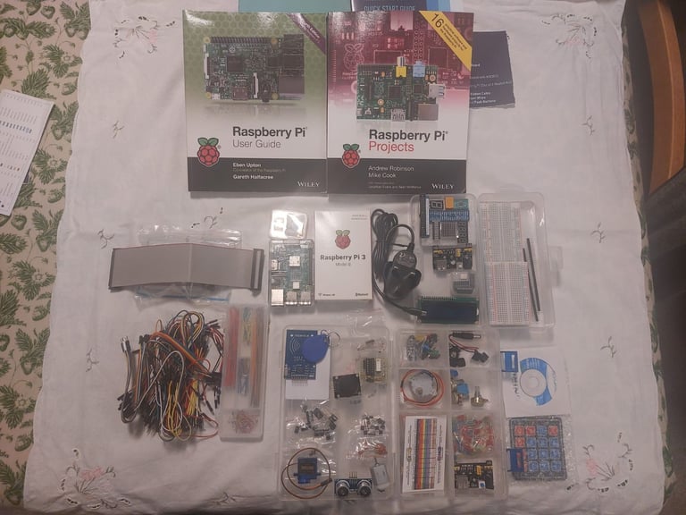 Raspberry Pi 3B and accessories | in Lowestoft, Suffolk | Gumtree