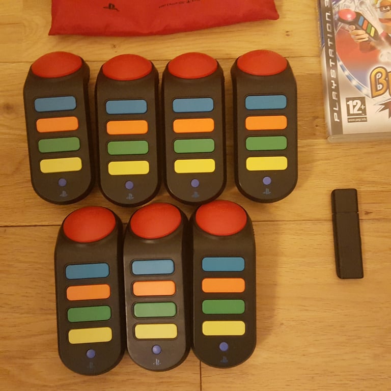 JOB LOT OF 7 PS3/PS2 WIRELESS BUZZERS WITH DONGLE & GAME | in ...