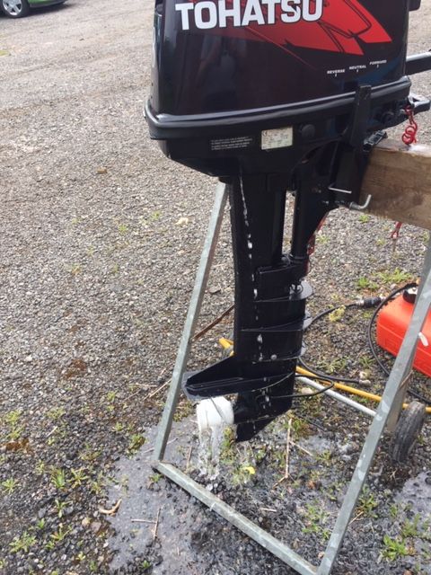 Tohatsu outboard motor boat engine 9.8 hp two stroke long shaft fishing ...