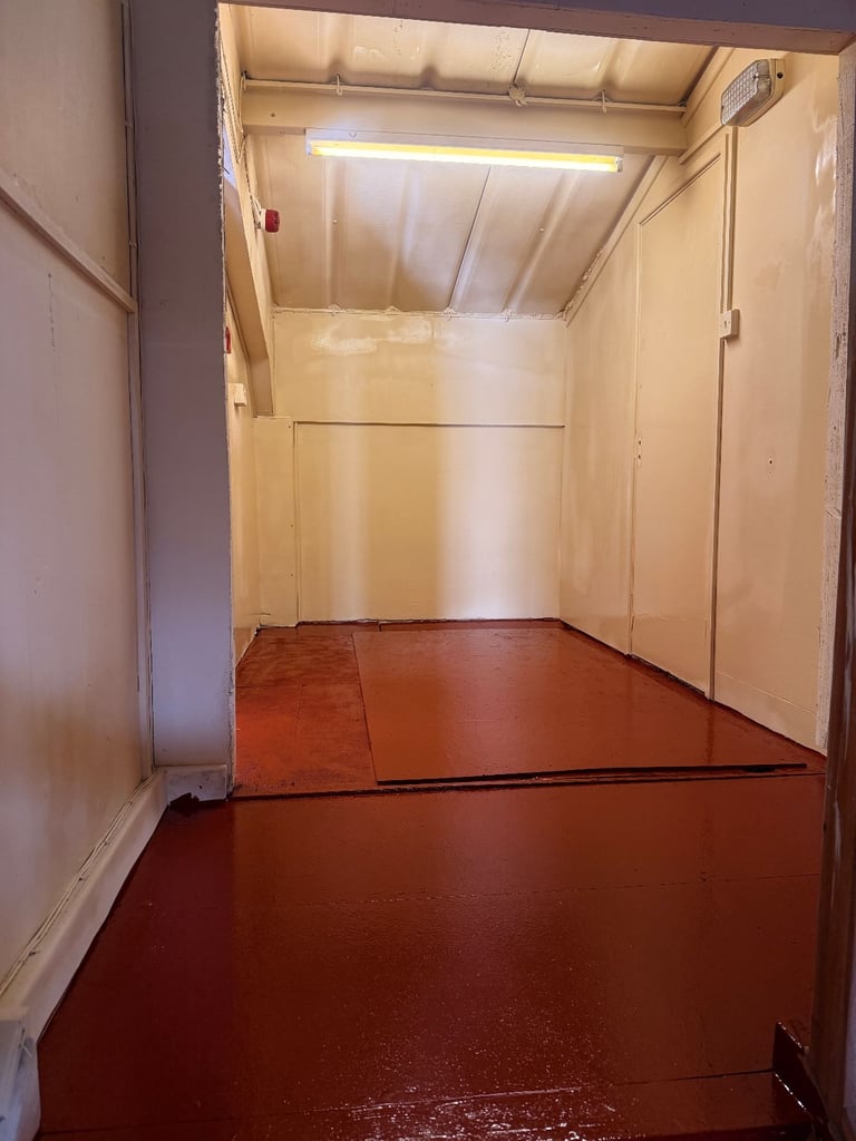 Refurbished 1,926 sq. ft. Commercial Unit - Highfield Industrial Estate ...