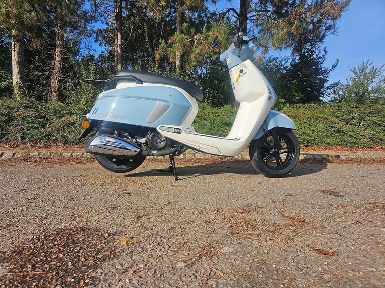 AJS BARLETTA 125 CVT EURO 5 2025 Petrol Automatic in Blue | in ...