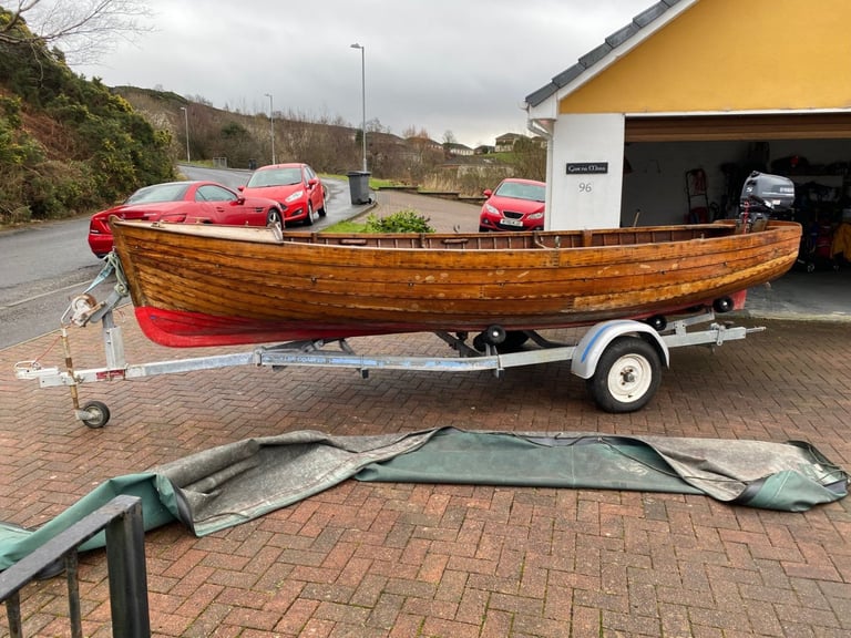 Wooden Boat / Launch 16 foot with Yamaha 5hp Outboard and Good Road ...