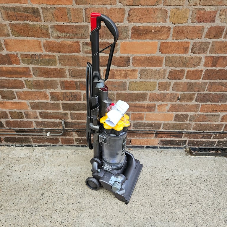 Dyson DC33 Multi-Floor upright vacuum cleaner with tools and ...