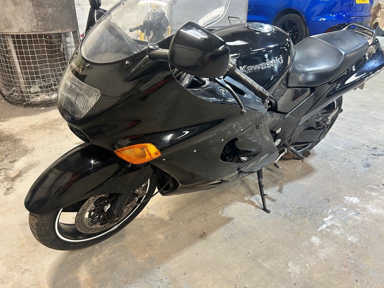 Kawasaki, ZZR, 1998, 1052 (cc) | in Kilmarnock, East Ayrshire | Gumtree