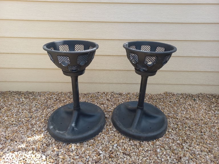 2 EASYFILL PLANTERS ( £20 TODAY ) | in Southside, Glasgow | Gumtree