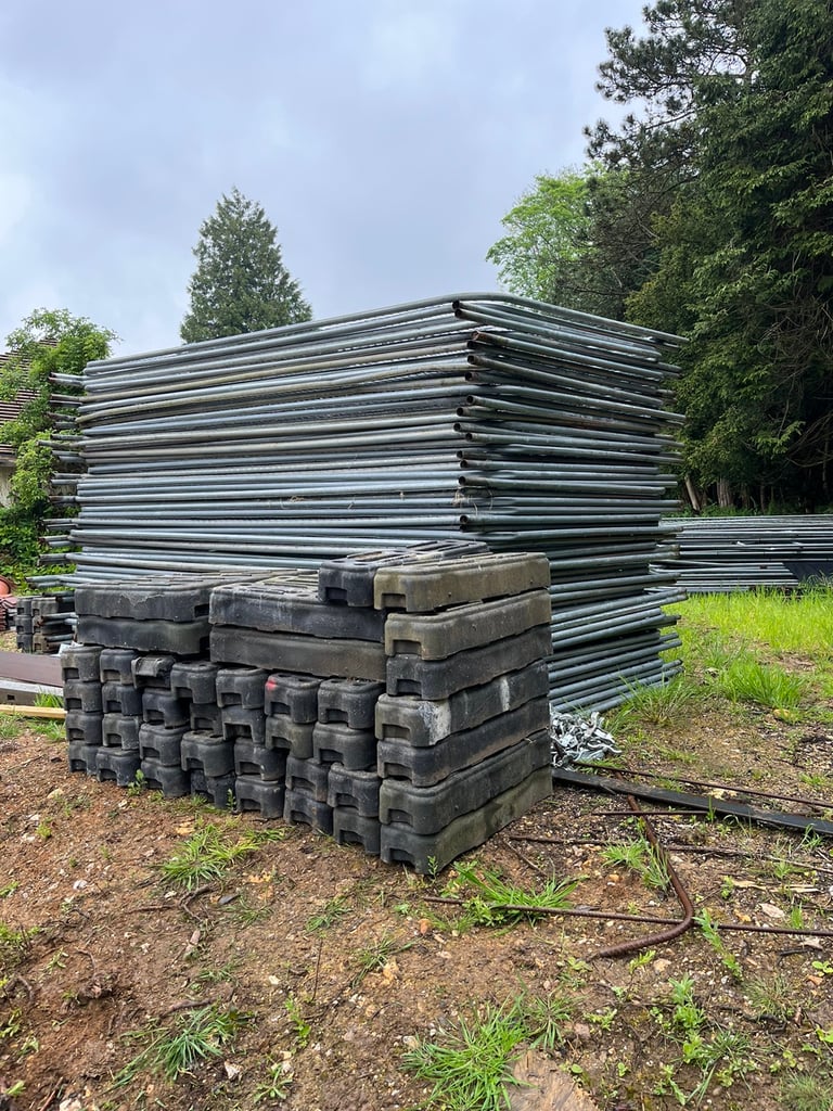 Top grade (heras fencing) Harris fencing | in Effingham, Surrey | Gumtree