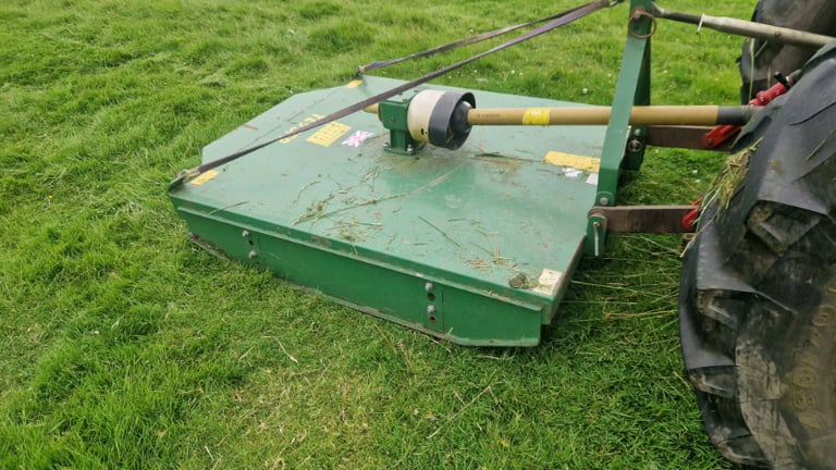 Tractor foster tl5 semi offset grass topper | in Motherwell, North ...