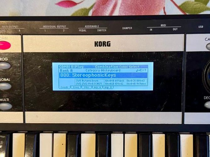 Korg X50 Synthesizer – Pristine Condition, Pro Sound, Bargain Price (£ ...