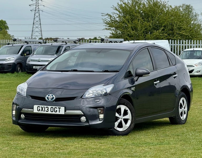 2013 Toyota Prius 1.8 VVT-h CVT Euro 5 (s/s) 5dr HATCHBACK Petrol ...