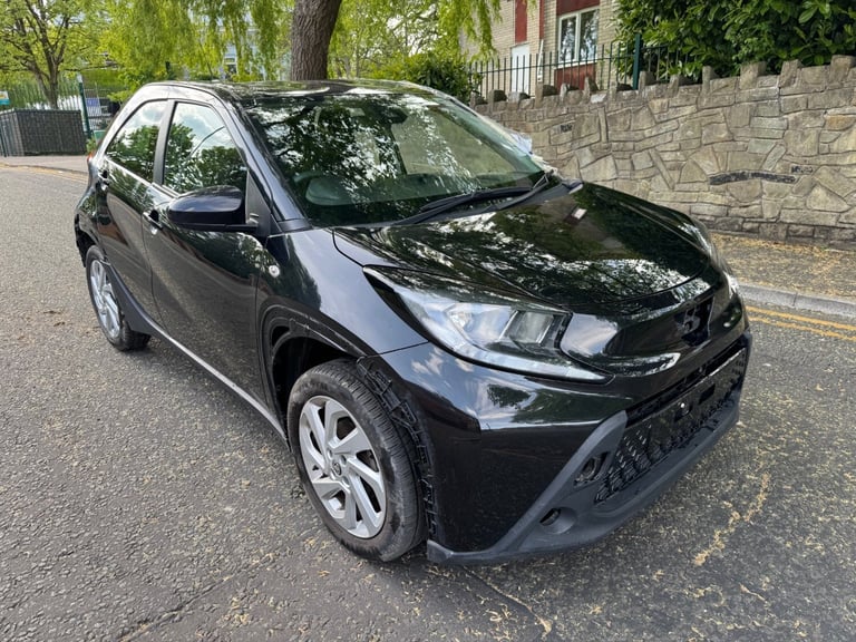 2022 Toyota Aygo X 1.0 VVT-i Pure Euro 6 Damaged Salvage Repairable ...