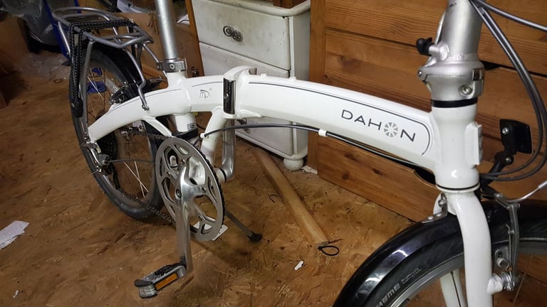 Rrp £700 LIGHTWEIGHT DAHON MU P8 FOLDING BIKE EXCELLENT CONDITION | in ...