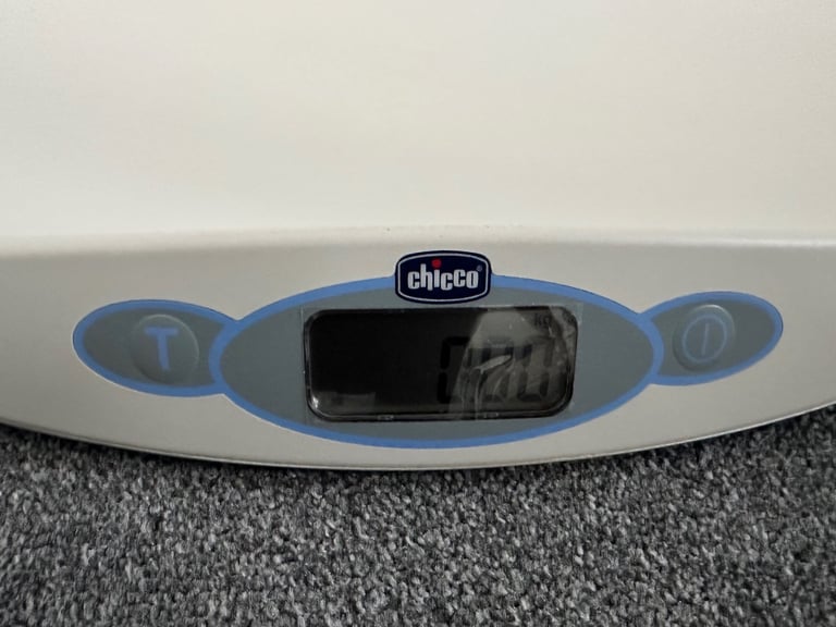 Chicco Digital Baby scales for newborn & babies | in Iver ...