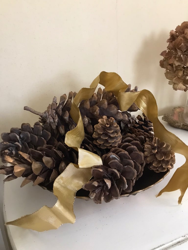 Christmas Cones with Gold Dish & Ribbon | in Notting Hill, London | Gumtree