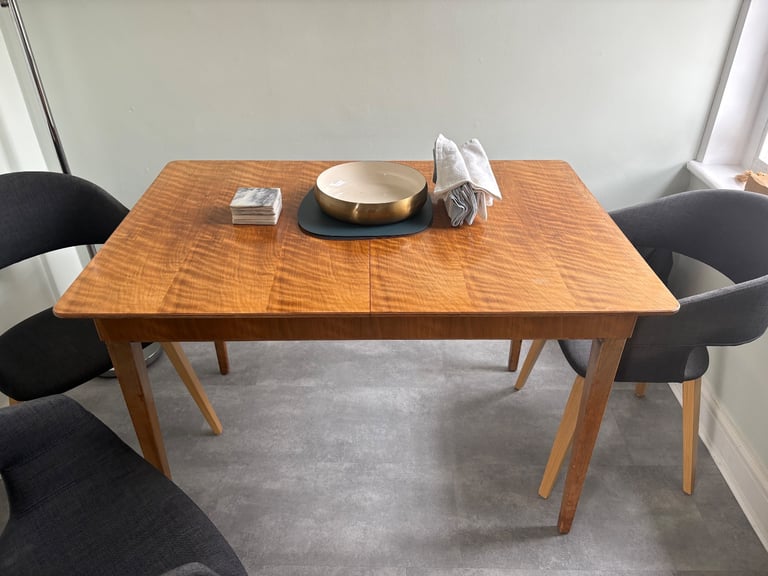 Gordon Russell Extendable Kitchen Table | in Barnet, London | Gumtree