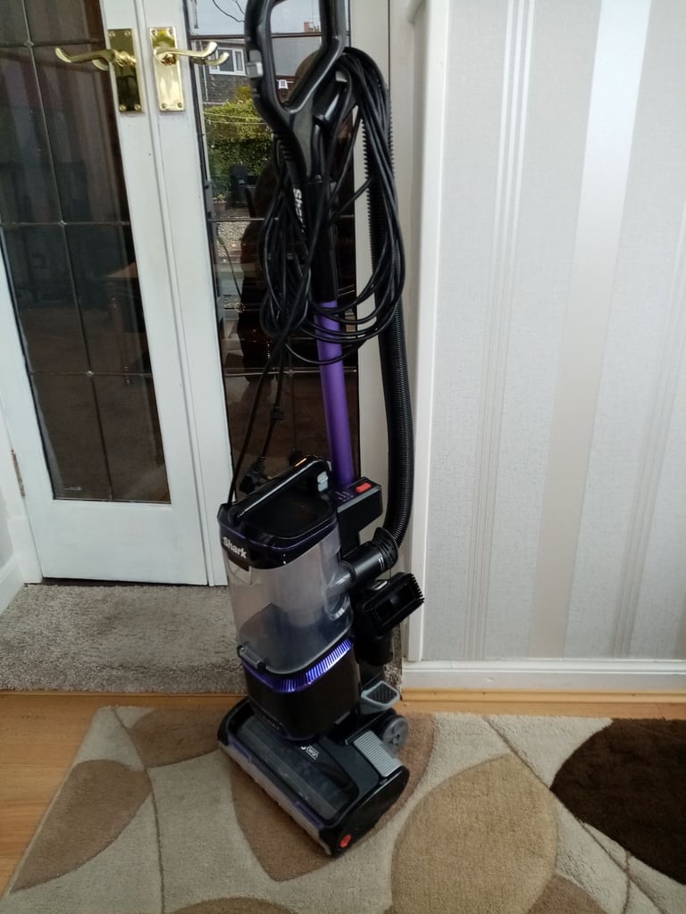 SHARK VACUUM CLEANER | in Girvan, South Ayrshire | Gumtree