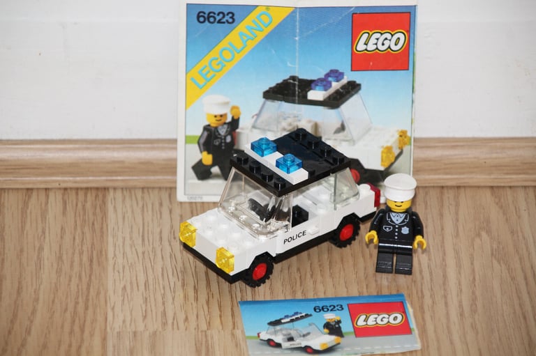 3 Lego Classic Police sets: 6623 Police Car * 6632 Tactical Patrol ...