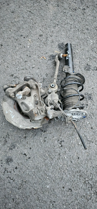 BMW 1 2 3 SERIES F20 F21 F22 COMPLETE FRONT SUSPENSION LEG Driver Side ...