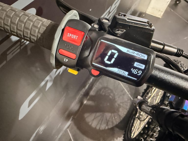 SURRON LBX LIGHT BEE 2025 ELECTRIC OFFROAD BIKE AT CRAIGS MOTORCYCLES | in Dewsbury, West ...