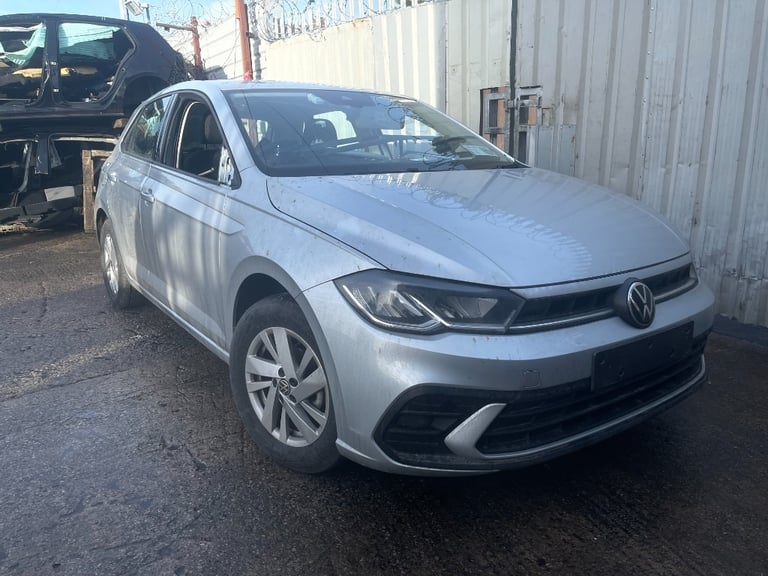 2020+ VOLKSWAGEN POLO IN SILVER FOR BREAKING COMPLETE FRONT END DOORS ...