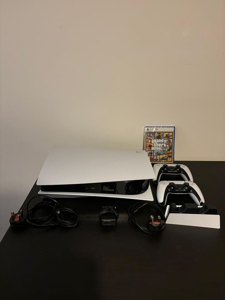 Sony Playstation 5 PS5 Disc with 2 controllers and GTA V | in Gateshead ...
