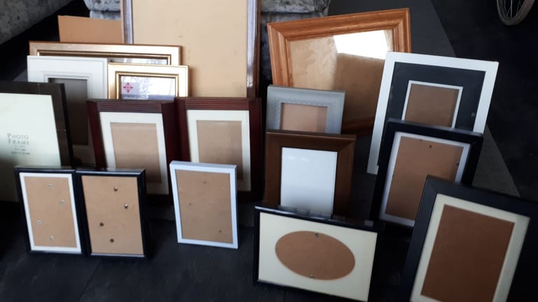 Job lot of 23 Mixed Picture Frames Vintage and modern picture/photo ...
