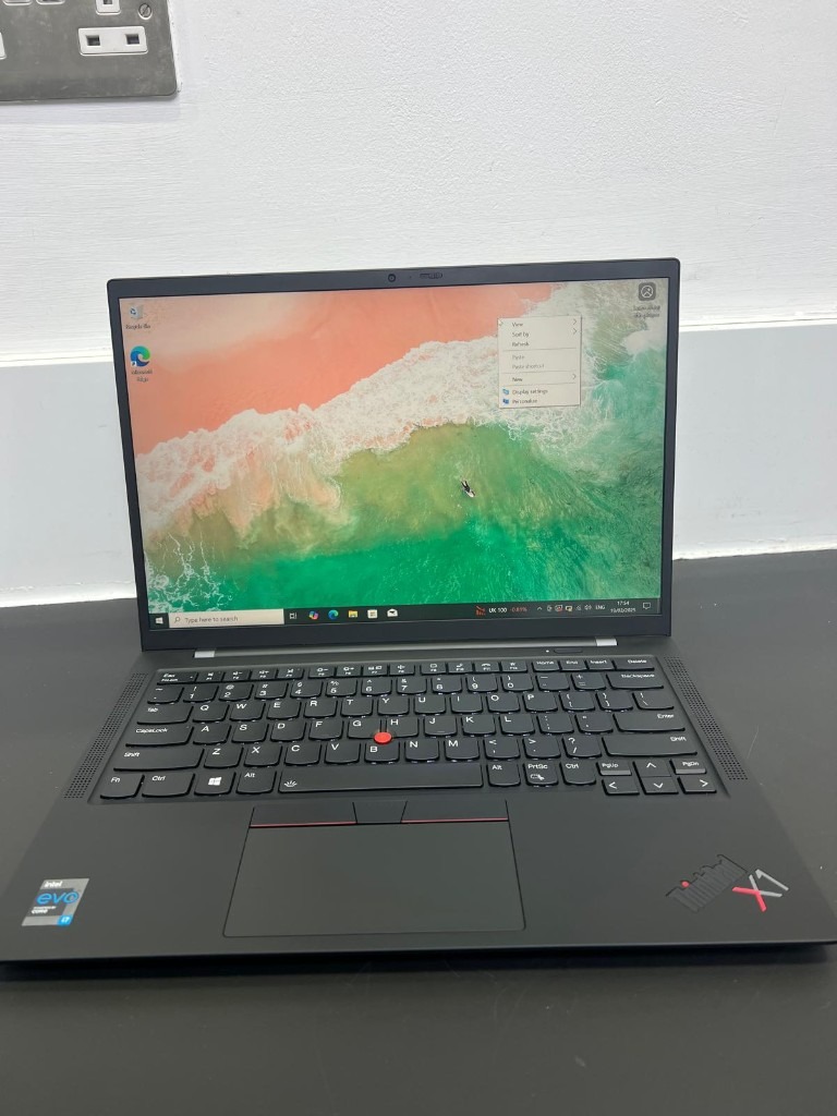 Windows 10 Pro Core i7 8GB RAM 64-bit 11th Gen 250GB SSD Cubase Adobe Waves Davinci Resolve ...