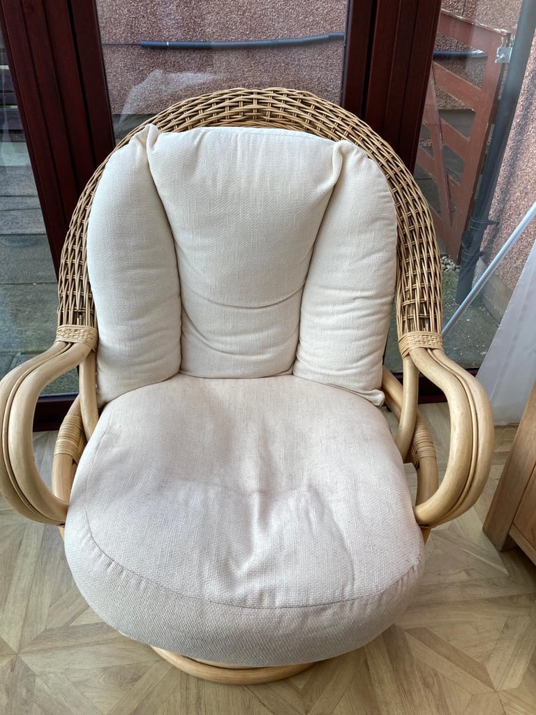 Conservatory Cane Furniture | in Livingston, West Lothian | Gumtree Conservatory Cane Furniture | in Livingston, West Lothian | Gumtree