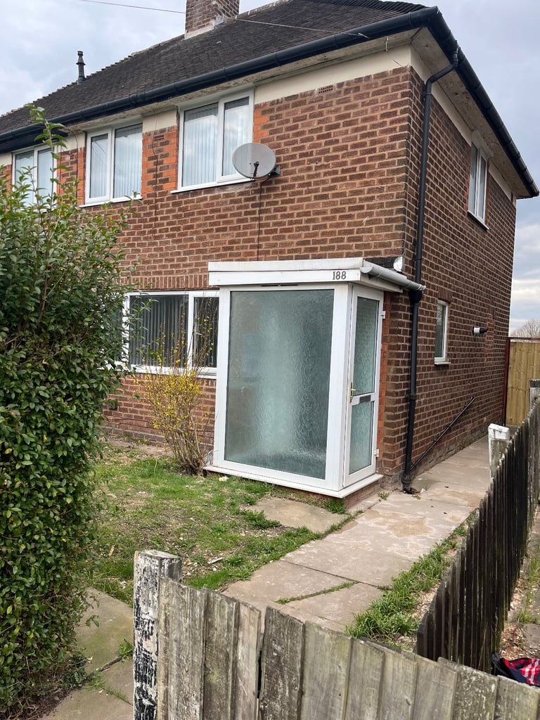 Rooms to Rent on Lea Hall Rd, B33 8JU. Support Accommodation | in Kitts ...