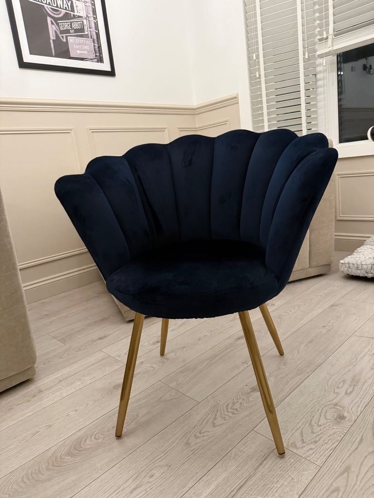 Dunelm Shell Chair Velvet Navy & Gold | in Thornliebank, Glasgow | Gumtree