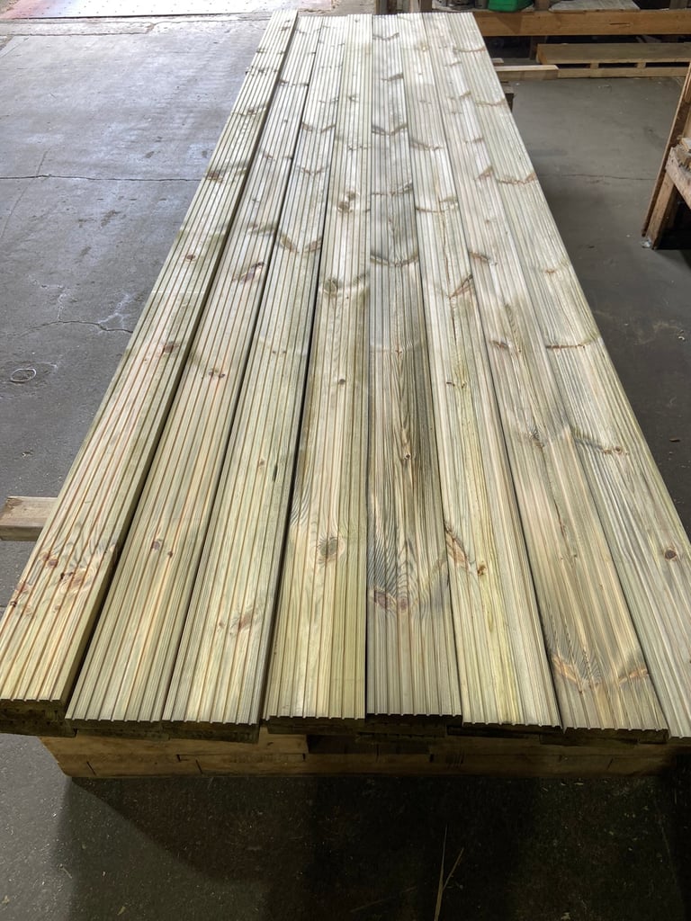PREMIUM QUALITY DECKING BOARDS 3.6 X 120 X 28 | in Grangemouth, Falkirk ...