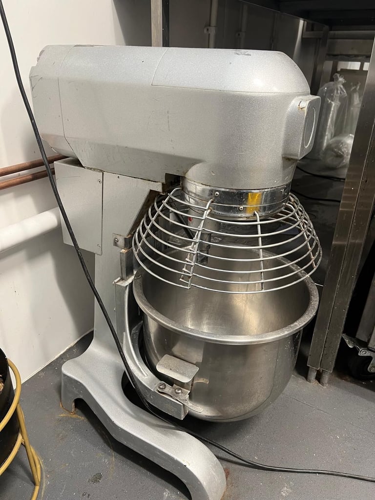 Buffalo GL191 20L Heavy-Duty Planetary Mixer – 1.1 kW Commercial Bench ...