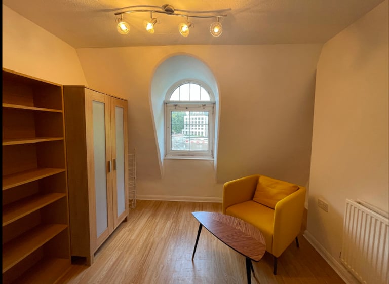Studio/One Bedroom Central London Near Sloane Square Tube Station SW1W ...