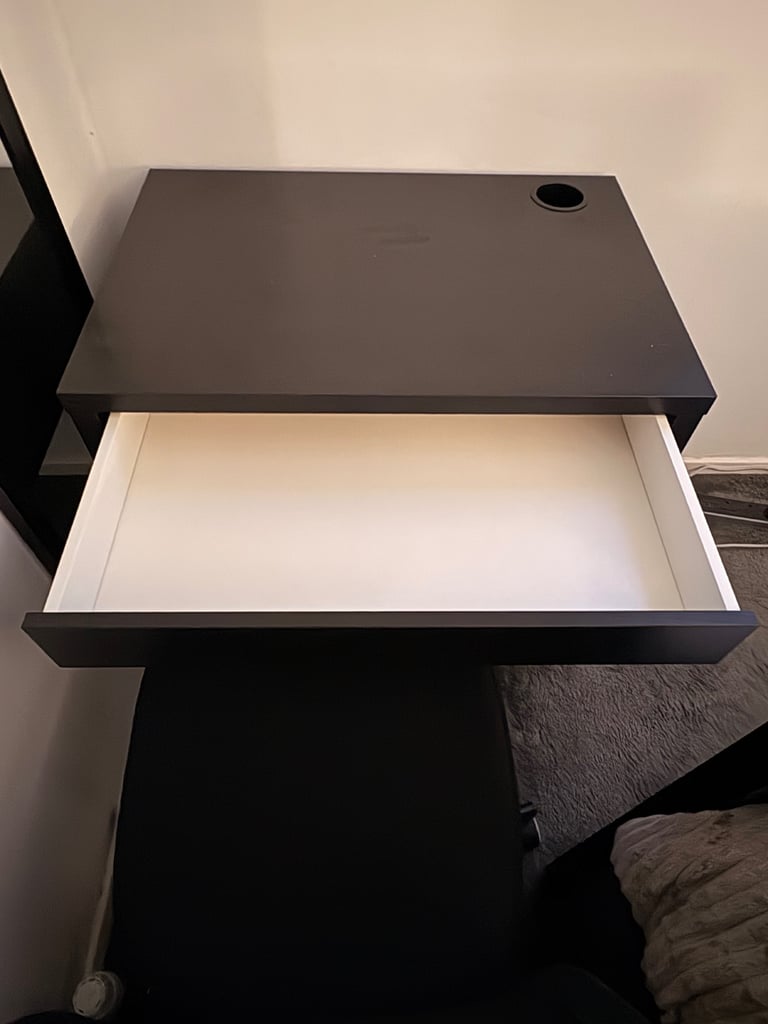 IKEA MICKE Desk - Black/brown | in Milngavie, Glasgow | Gumtree