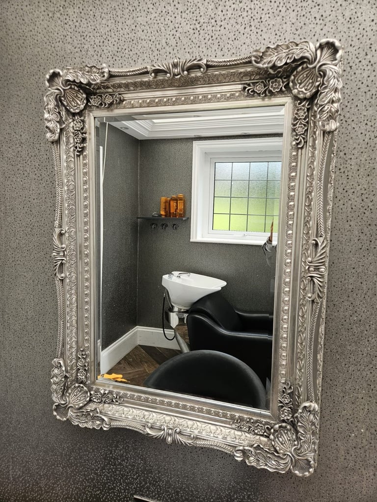 Salon Backwash Unit - 2 Height Adjustable Chairs - Baroque Large Mirror ...