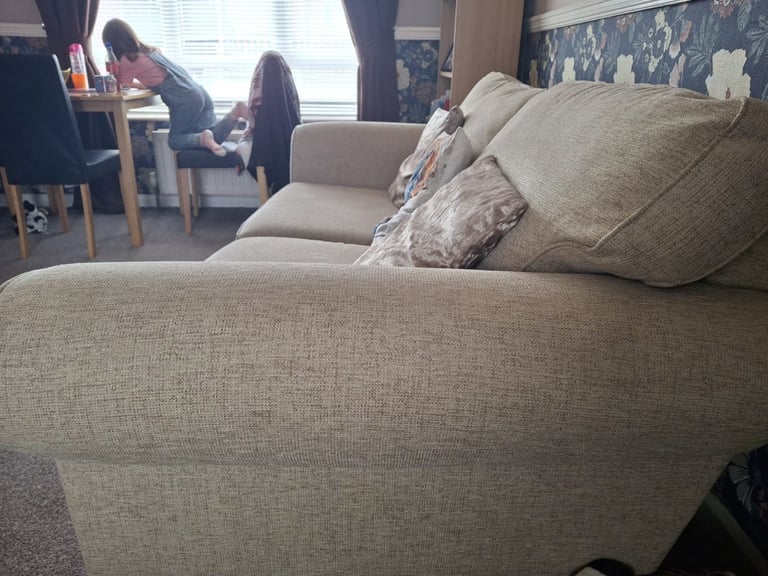 Sofa | in Newcastle, Tyne and Wear | Gumtree