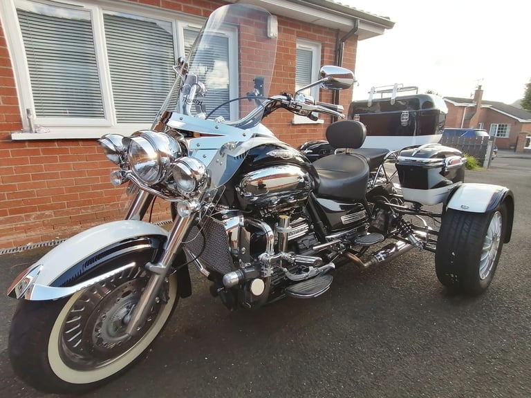 Triumph, ROCKET 3 Touring 2011, 2294 (cc) TRIKE | in Carrickfergus ...
