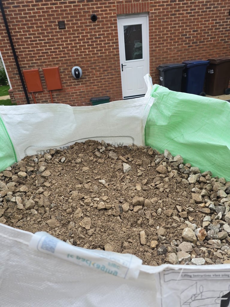 *FREE* MOT Type 1 Sub base 40mm Down - 4 Bulk Bags (850kg each) | in ...
