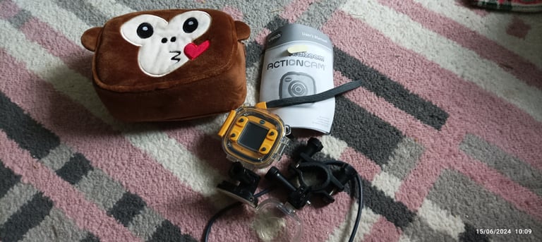 VTECH Action Cam - Waterproof Recording Camera attach to car dash or ...