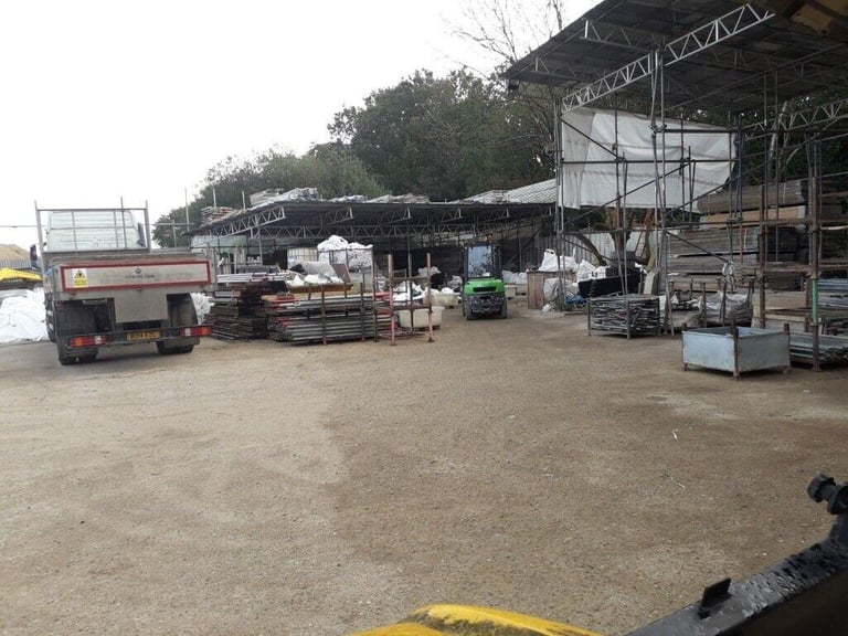 Open Storage Yards to Rent, Lorry Parking and Storage containers ...