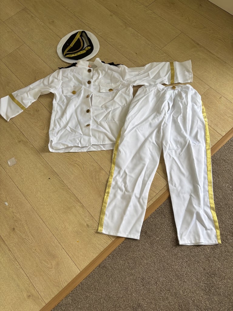 Kids captain fancy dress | in Birstall, Leicestershire | Gumtree