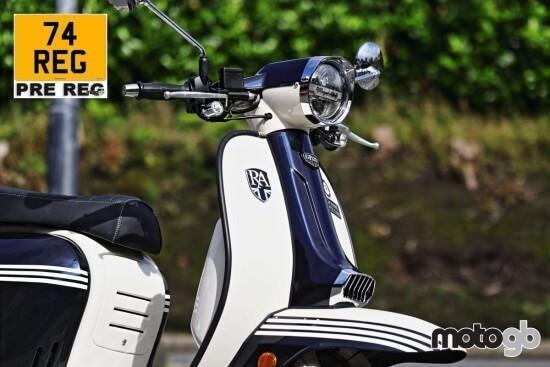 Royal Alloy GP 125cc Modern Classic Retro Automatic Moped Scooter For ...