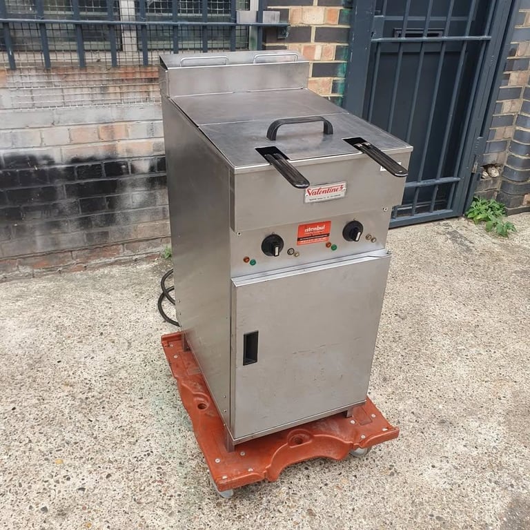 Valentine Fryer V2200T-Three Phase Turbo 23 KW Electric Chips Fryer ...