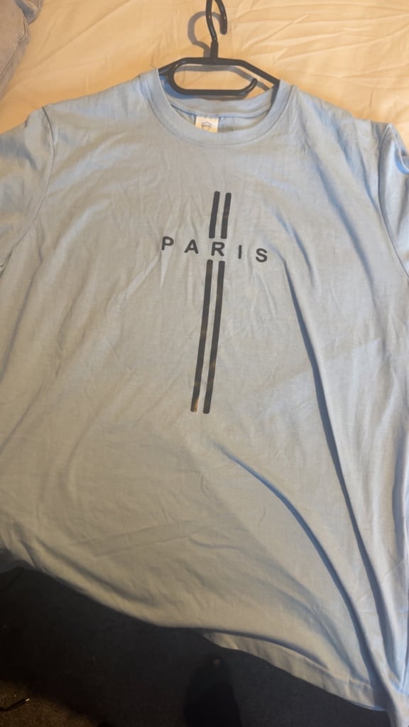 Blue Paris men’s medium t-shirt | in Saltash, Cornwall | Gumtree