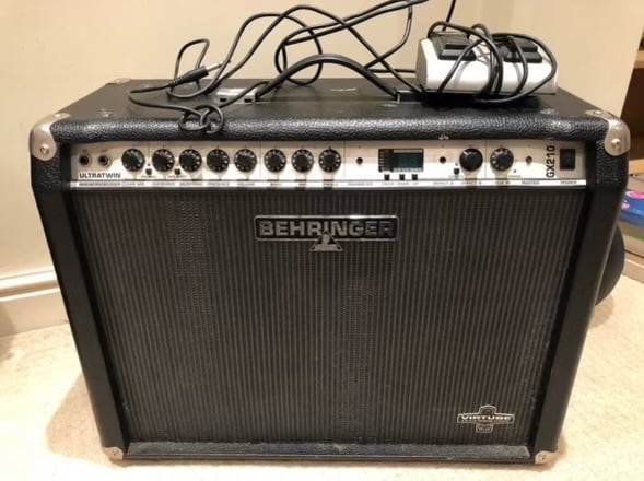 Behringer GX210 Multi Effects Guitar Amp and Footswitch | in Coppull ...