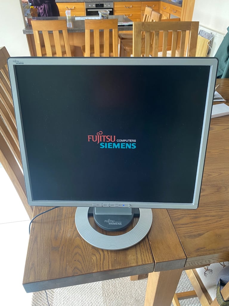 19inch Fujitsu Siemens computer monitor | in Larkhall, South ...