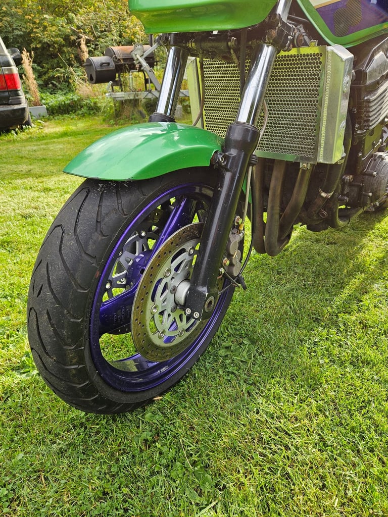 Kawasaki, ZRX, 1999, 1052 (cc) | in Broxburn, West Lothian | Gumtree