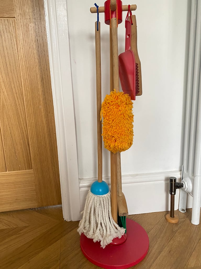 Melissa and Doug cleaning set | in Kirk Ella, East Yorkshire | Gumtree