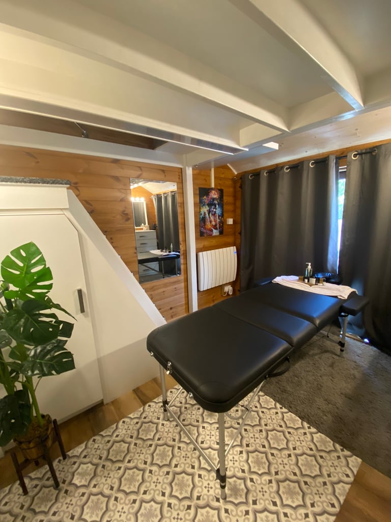 Brazilian Female Massage Therapist In Leatherhead Surrey Gumtree