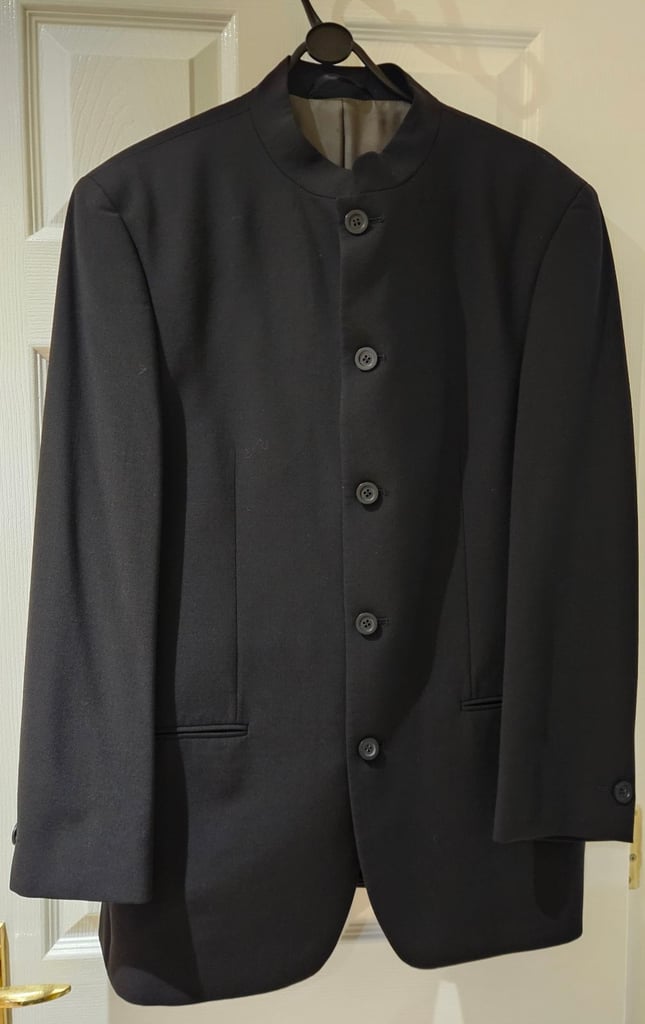 Tom English Men's black suit | in Falkirk | Gumtree