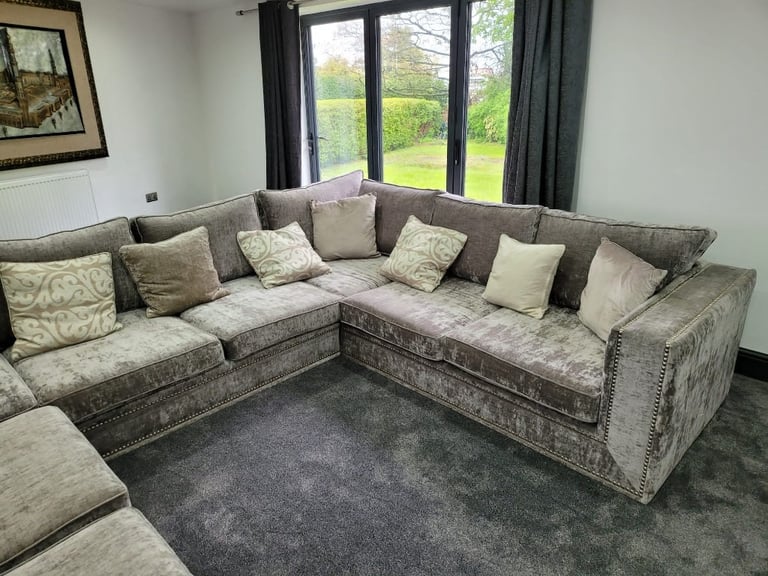 9 seater sofa | in Leeds, West Yorkshire | Gumtree